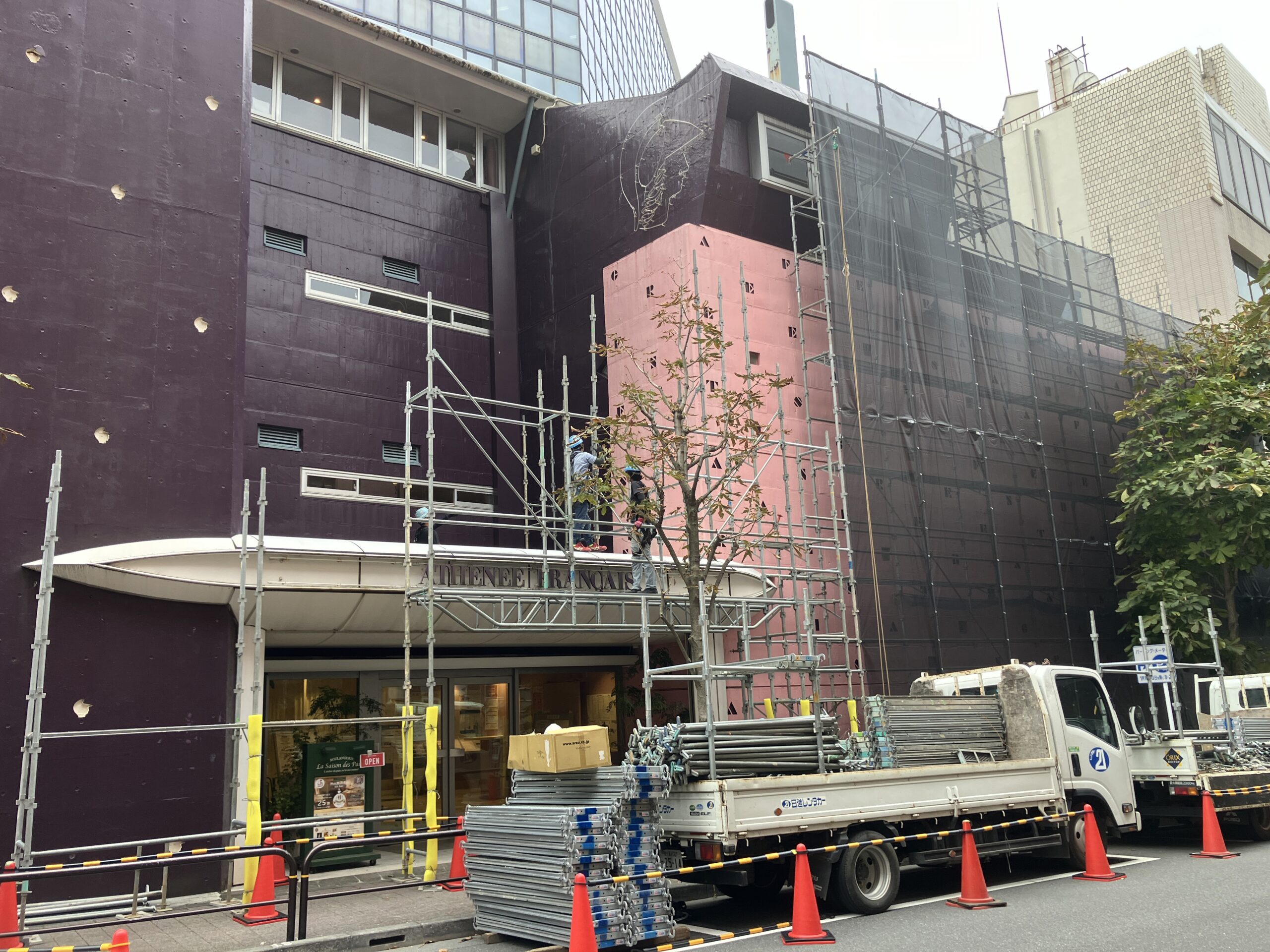 名建築の外装全般修繕をお任せいただきました – シロキコーポレーション