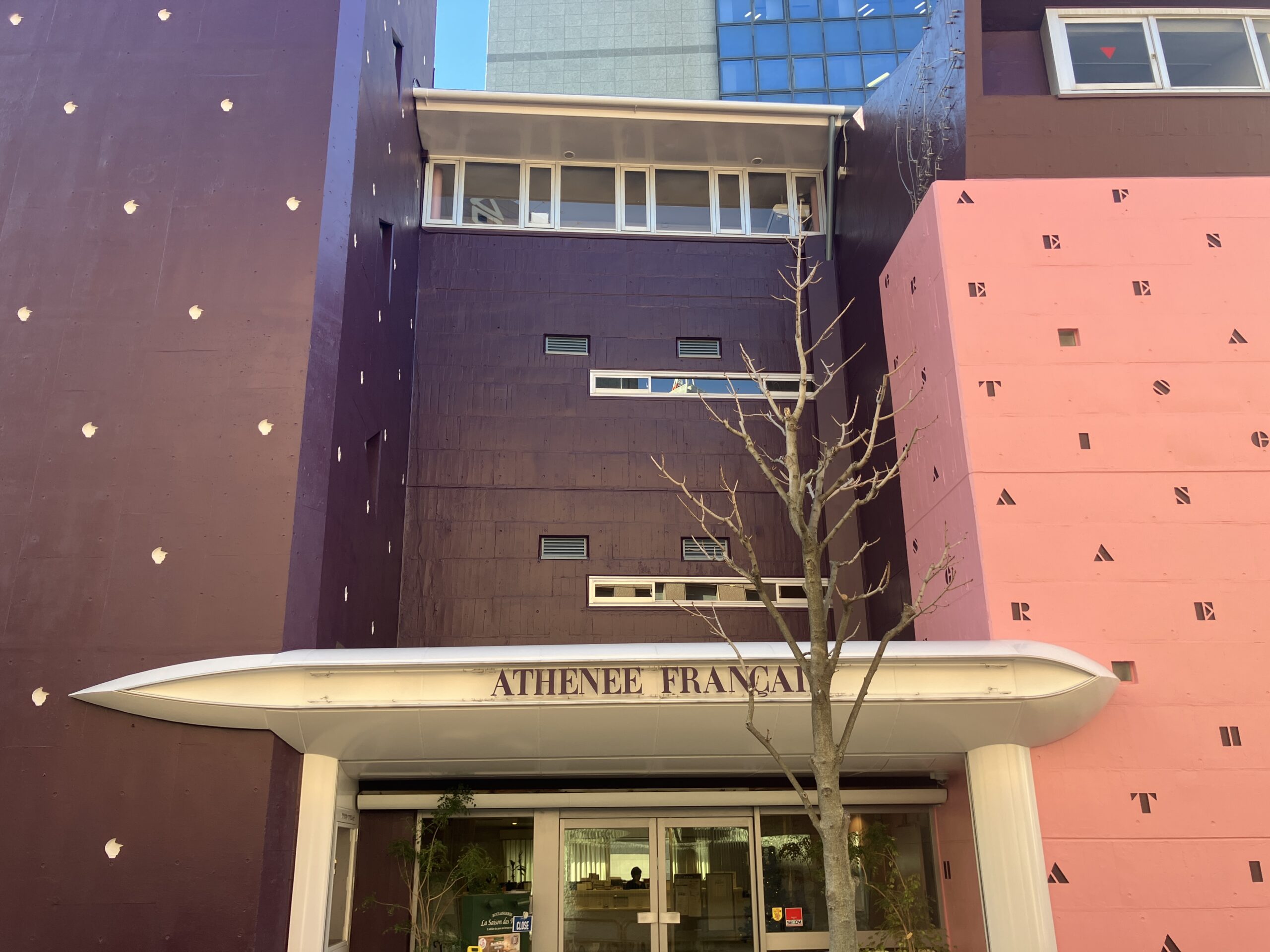 名建築の外装全般修繕をお任せいただきました – シロキコーポレーション